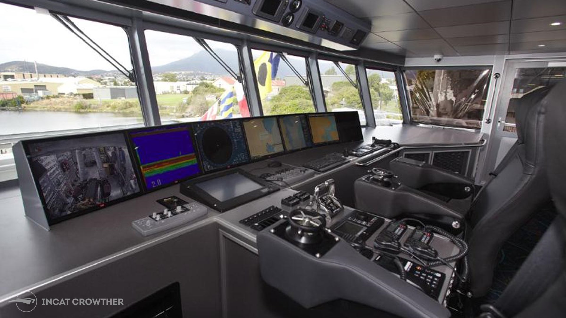 35m Catamaran Utility Vessel | Incat Crowther