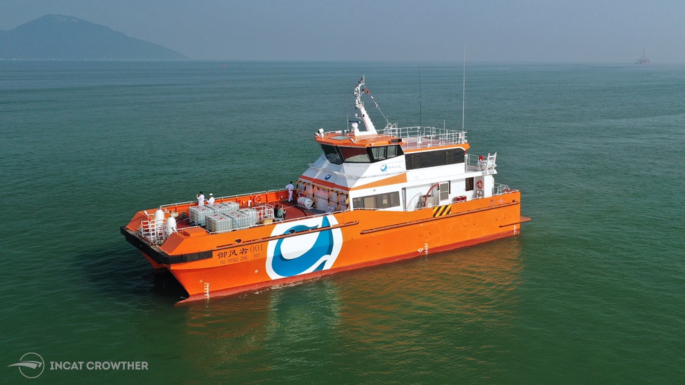 32m Catamaran CTV | Incat Crowther